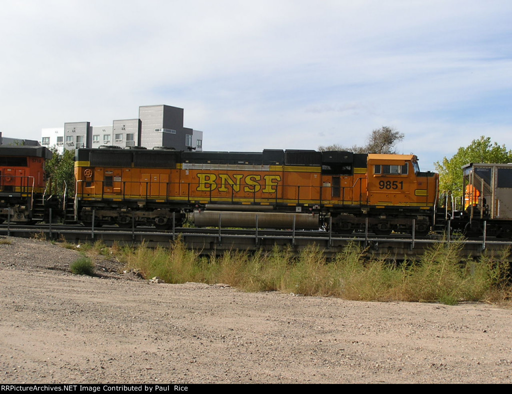 BNSF 9851